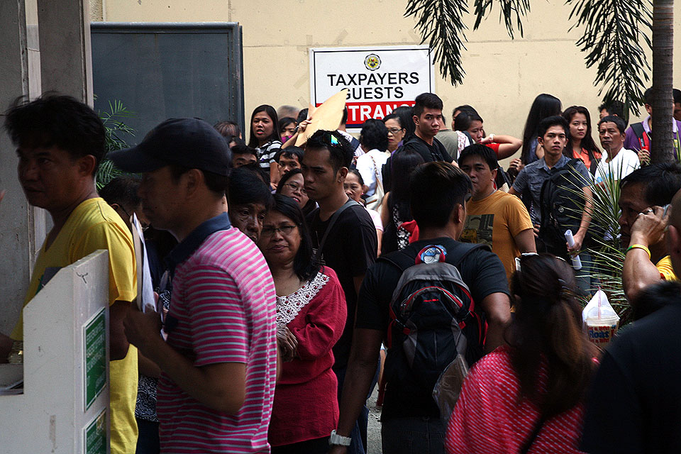 BIR announces eREG System online again | GMA News Online