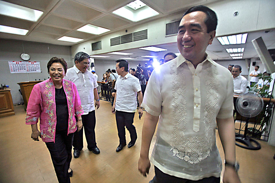 Comelec crafting guidelines vs. nuisance candidates | Philippine News