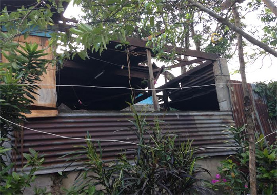 LOOK: Nasa 50 kabahayan, sinira ng buhawi sa Laguna | GMA News Online