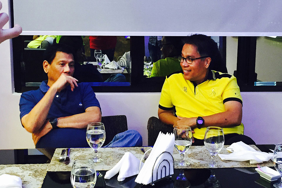 Wharton confirms: Mar Roxas graduated from school in 1979 | GMA News Online