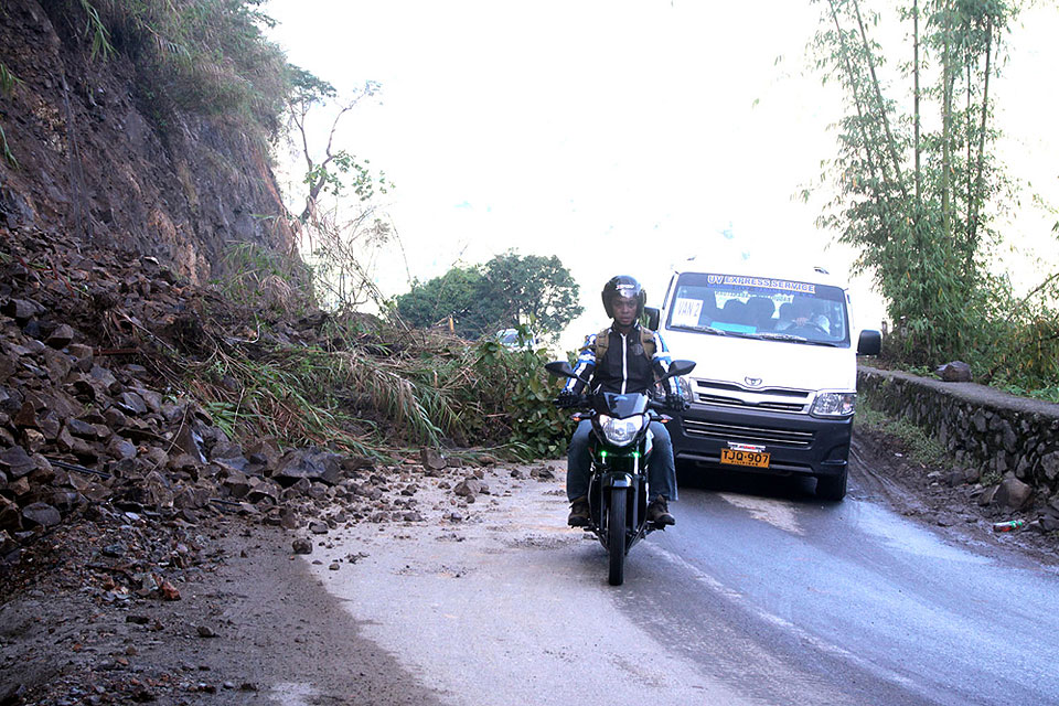 Kennon Road now passable after Monday landslide | GMA News Online