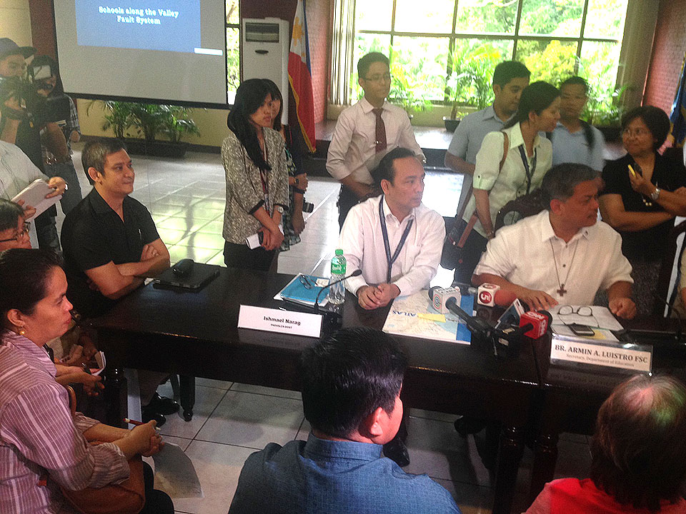 Early registration starts Jan. 30 —DepEd | GMA News Online