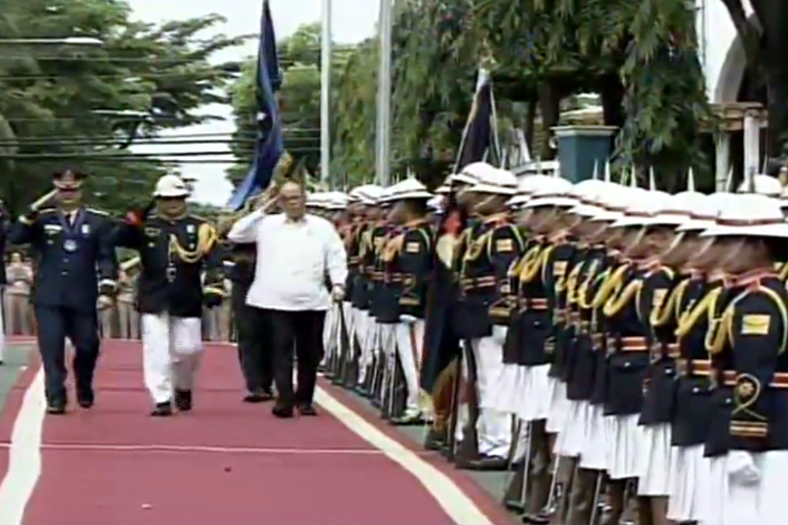 PNP on full alert nationwide after Paris attack | GMA News Online