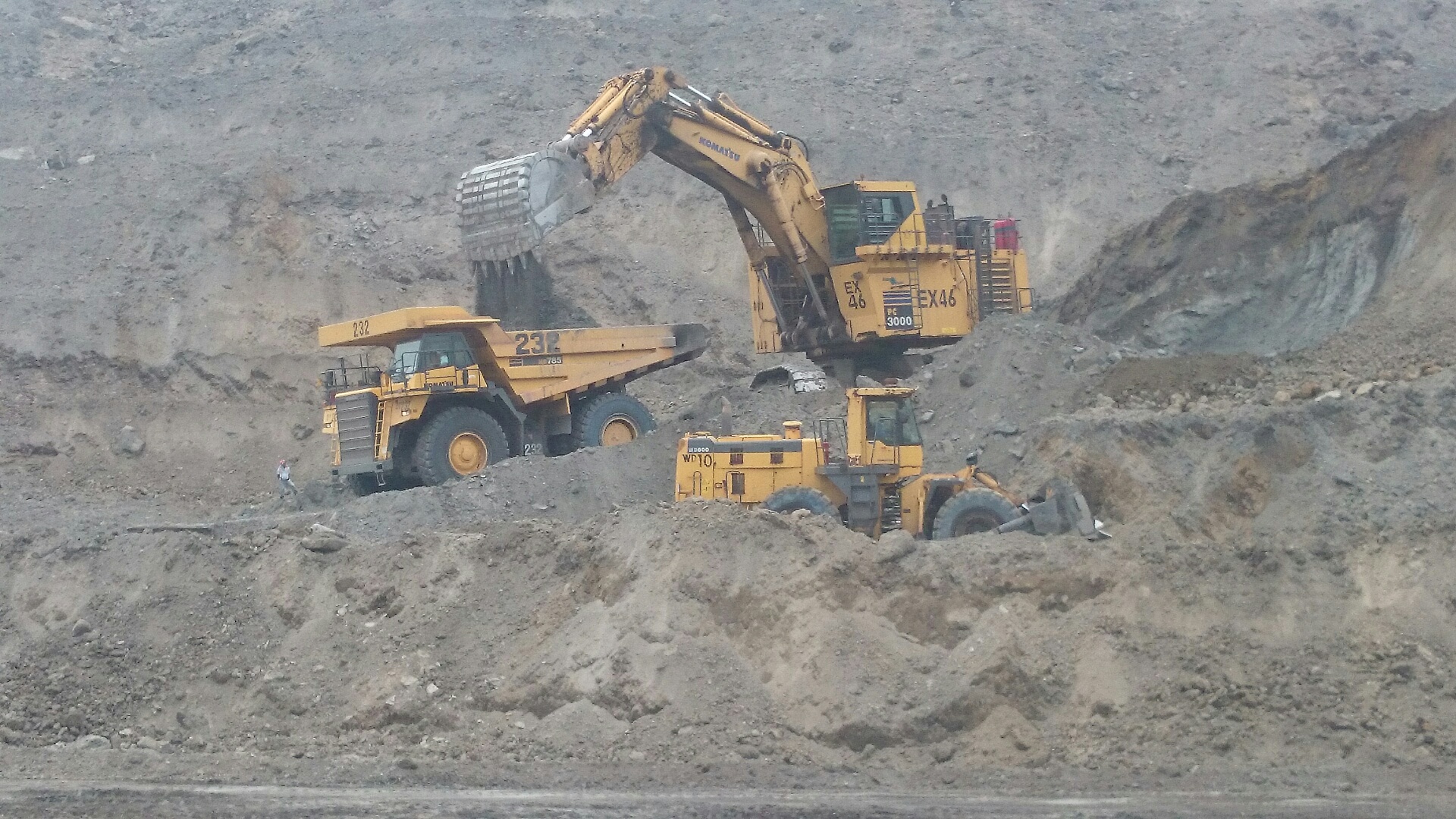 Residents, LGU not in favor of closing Semirara coal mine despite ...