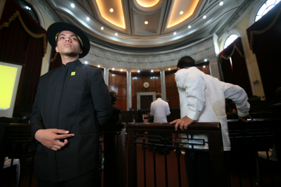 SC may dismiss or remand case vs. Torre de Manila, Justice Carpio says ...