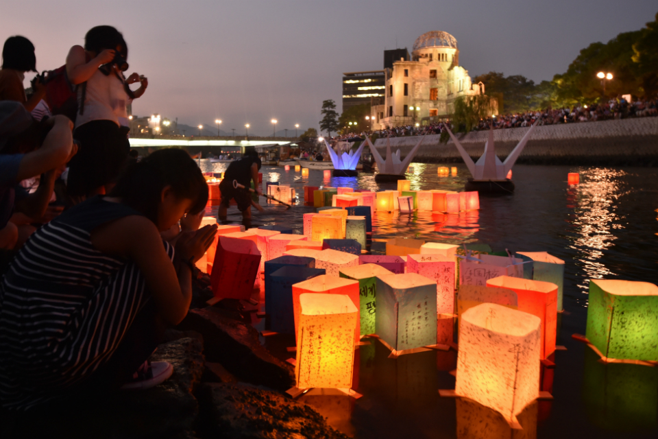 Hiroshima's children remember the atomic bomb | Photos | GMA News Online