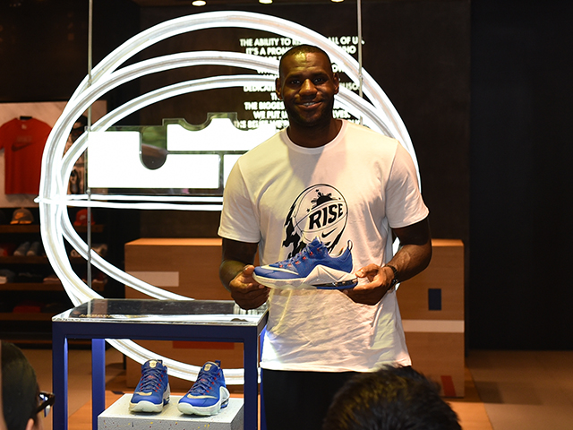 LeBron James hangs out with street ballers, unveils Pinoy-inspired ...
