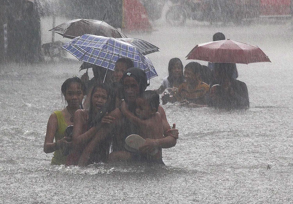 MMDA identifies more than 100 flood prone areas in Metro Manila | GMA ... MMDA identifies more than 100 flood prone areas in Metro Manila | GMA ...