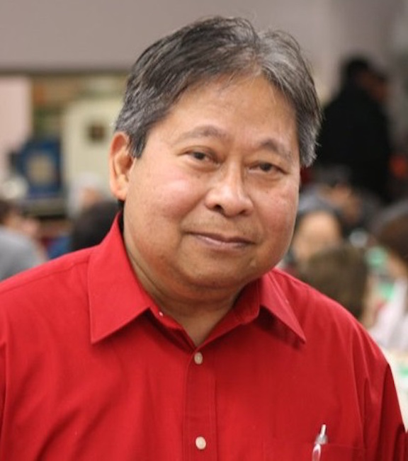 Fil-Am accountant in NJ authors book of short stories | GMA News Online