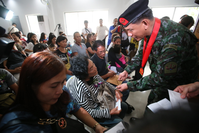 Other SAF 44 families also want medals of valor | Philippine News