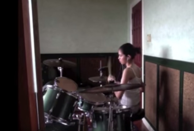 Maine Mendoza aka Yaya Dub covers Coldplay on drums | GMA News Online