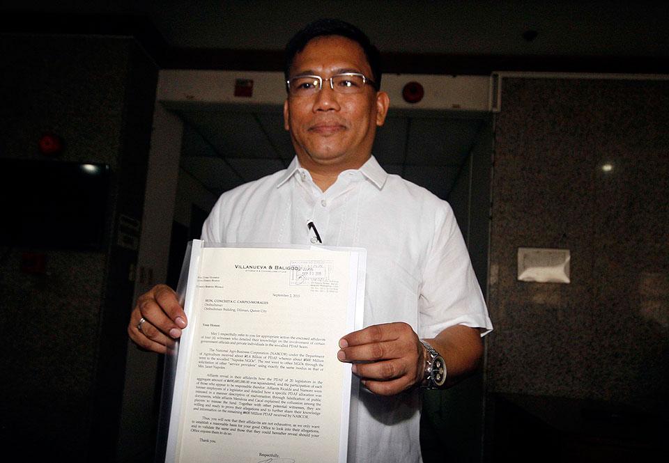 Malversation raps filed vs. 20 lawmakers for PDAF scam | GMA News Online