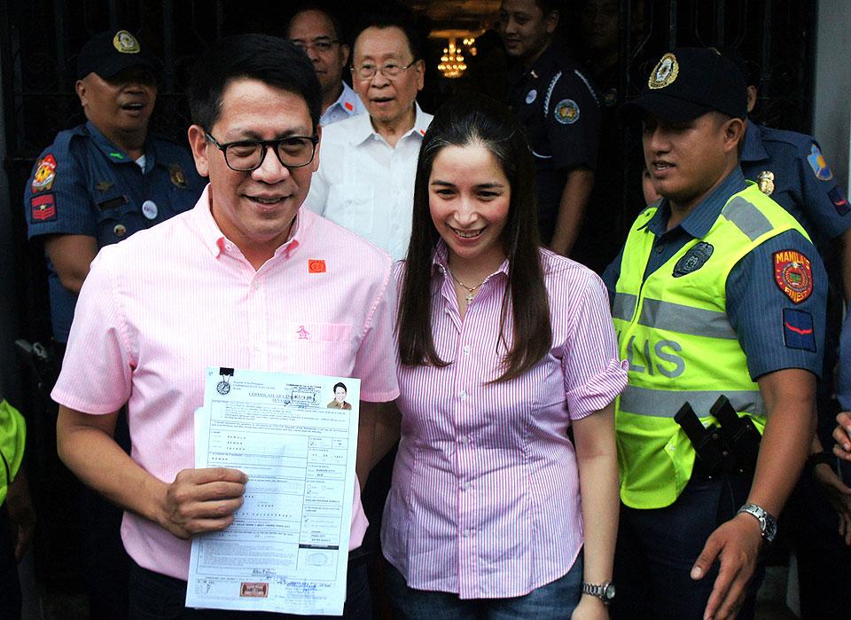 Rep. Romulo files CoC for senator | Photos | GMA News Online