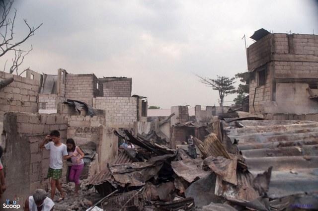 GALLERY: Hundreds of people homeless after Mandaluyong fire | GMA News ...