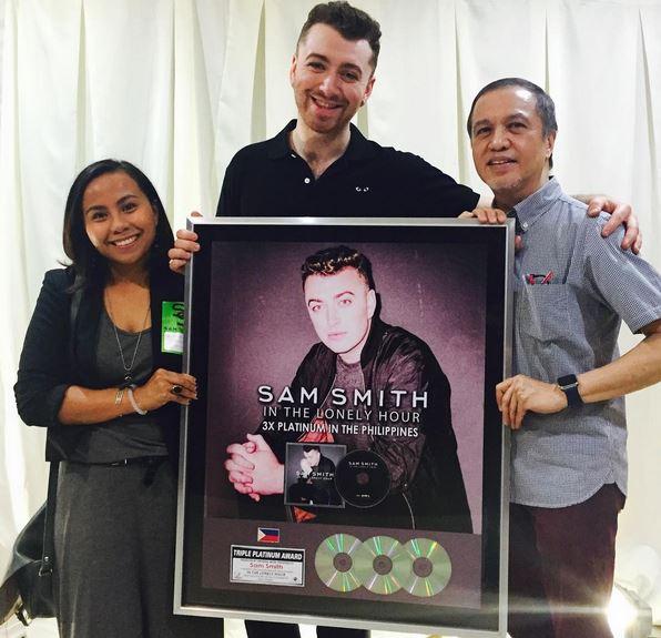 Sam Smith thanks Pinoy fans, receives triple platinum award | GMA News ...