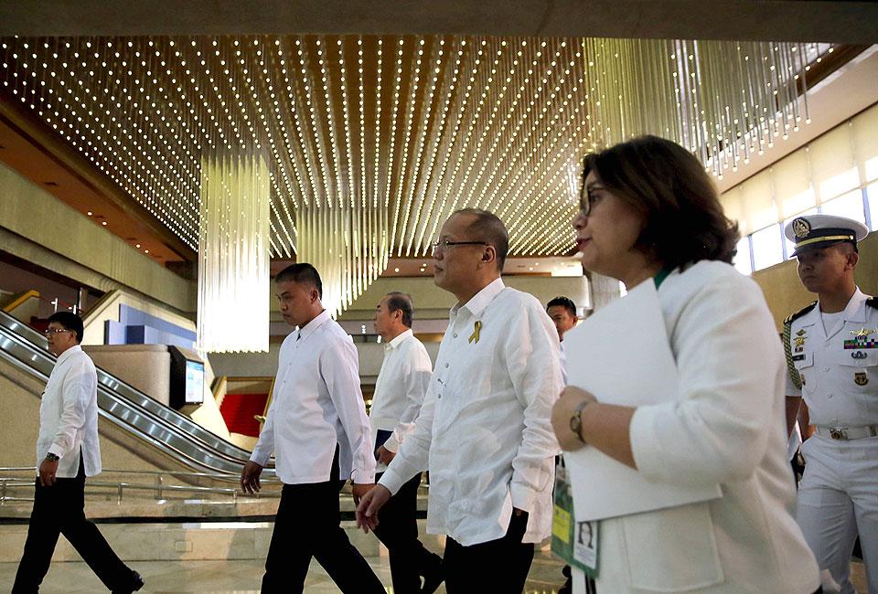 Ensure ‘flawless’ meet, PNoy tasks APEC organizers | GMA News Online