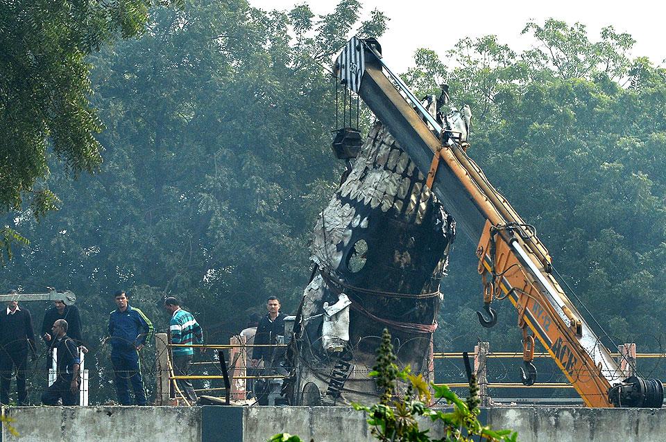 Operation continues to flush out Indian air base attackers | GMA News ...