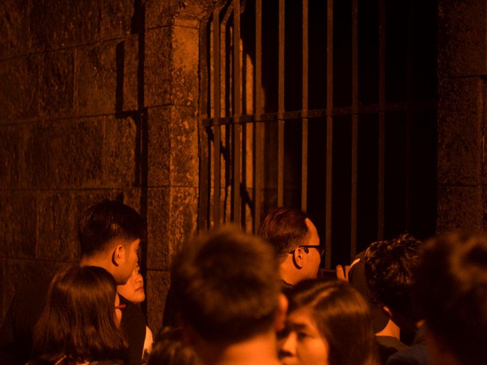 Ghost walk takes paranormal fans around Intramuros’ ‘haunted’ sites ...