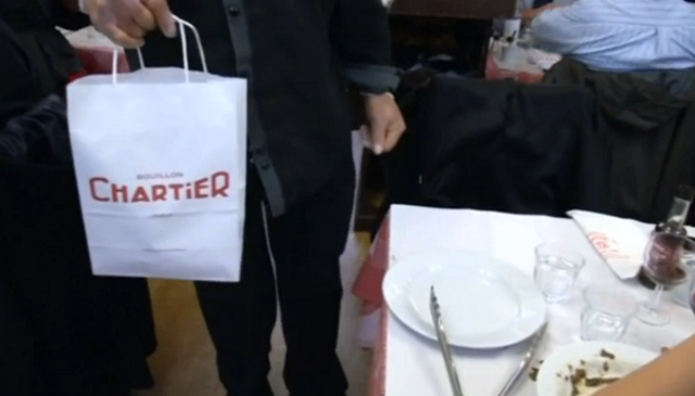 ‘Doggy bags’ for restaurant leftovers slow to catch on in France | GMA ...