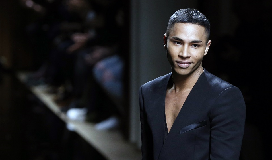 Paris catwalks rediscover their cavalier swagger | GMA News Online