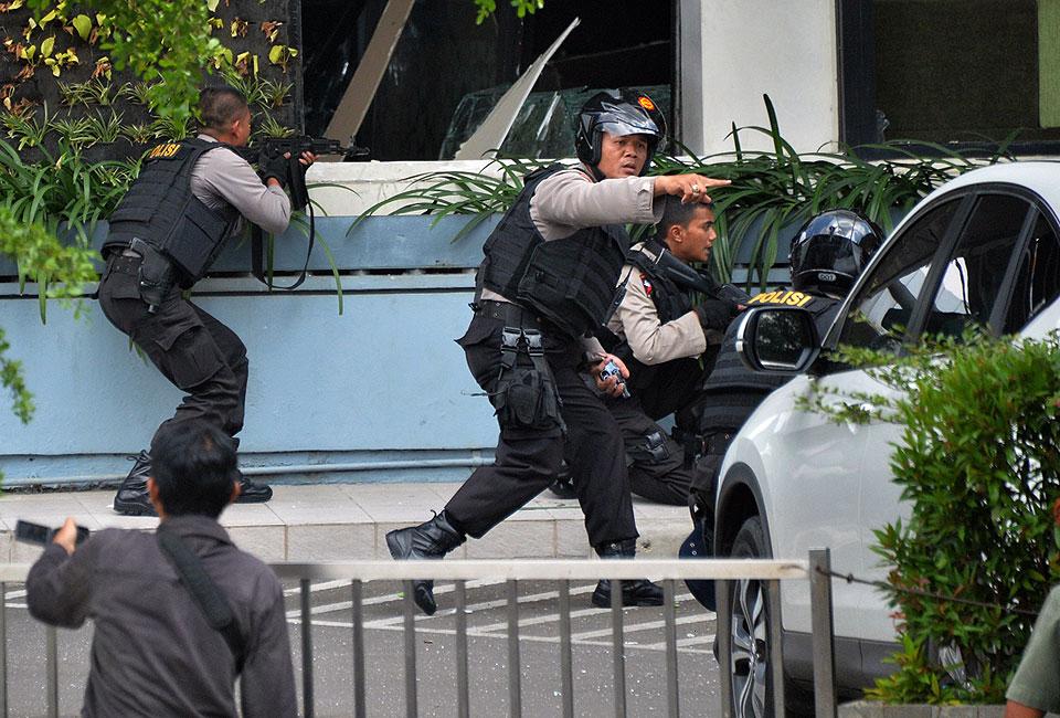 Pinoys in Jakarta safe but badly shaken after terror attack | GMA News ...
