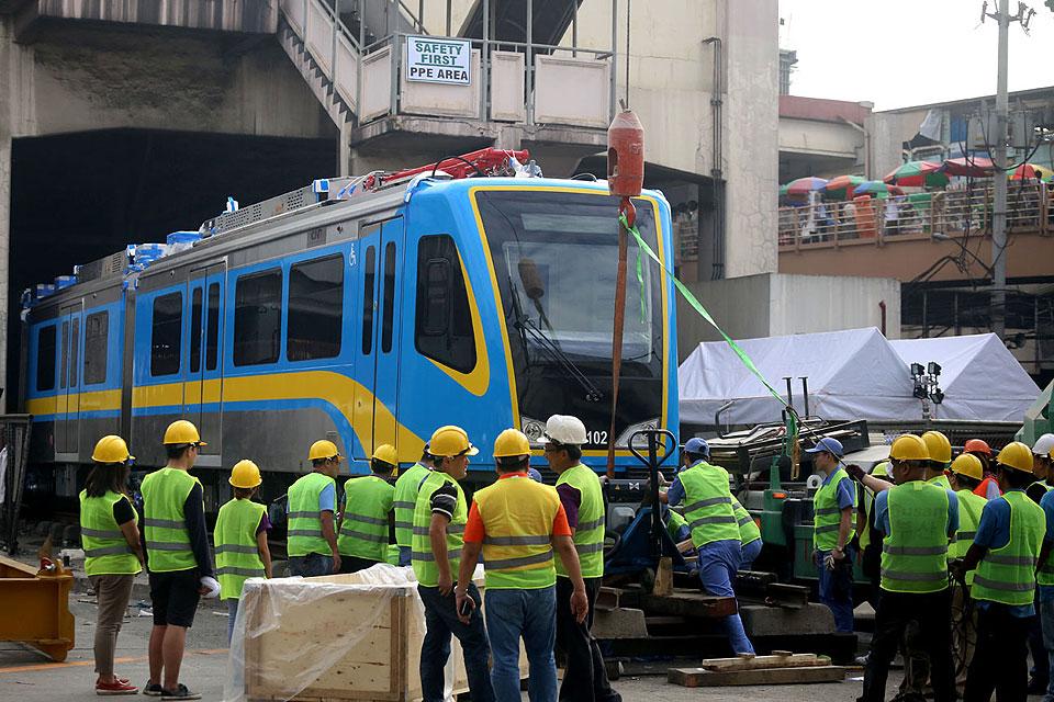China-made trains '100% compatible' with MRT-3 | GMA News Online