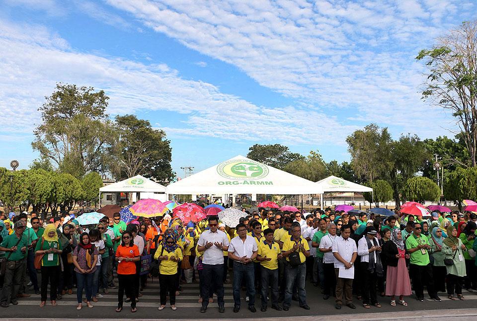 ARMM calls for peace, justice a year after Mamasapano clash | Photos ...