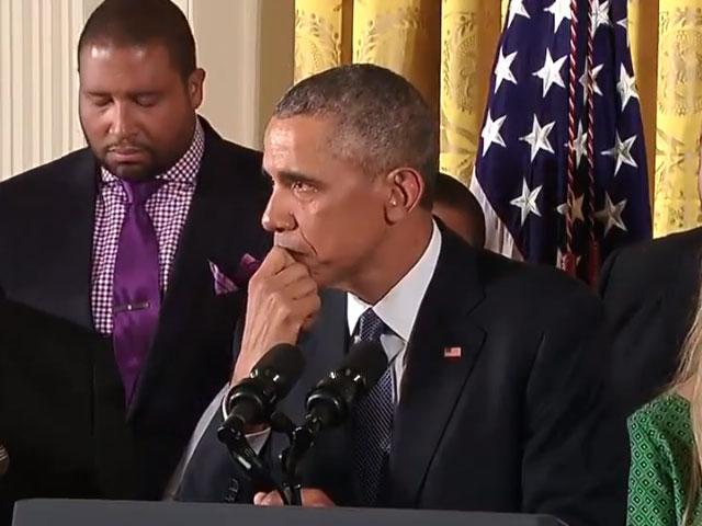Obama weeps as he recalls victims of US shootings | GMA News Online