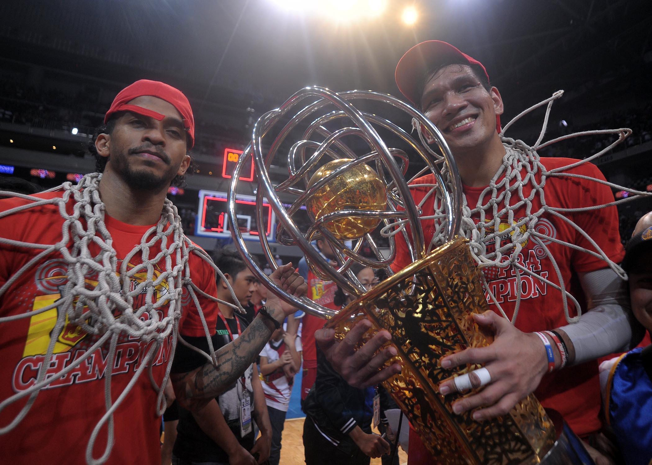 San Miguel celebrates 2016 Philippine Cup championship | GMA News Online
