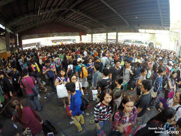 Long lines in bus terminals, ports on Holy Thursday as Pinoys head to ...