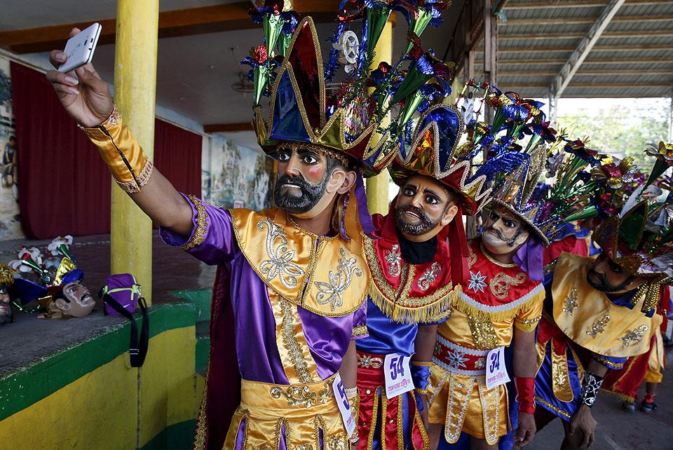Marinduque starts Holy Week observance with Moriones event | Photos ...