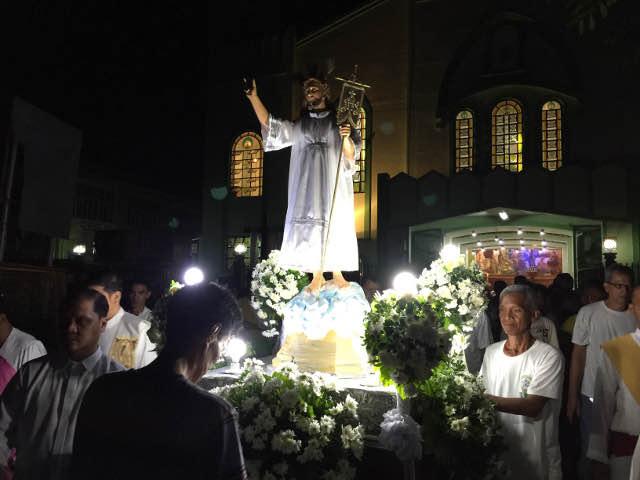 Easter, masayang sinabulong sa bayan ng Calauag sa Quezon | GMA News Online