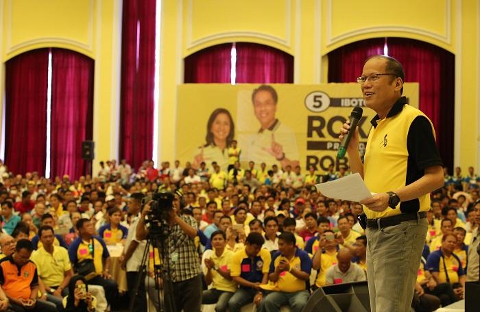 Aquino wants to stop new Marcos rule | GMA News Online