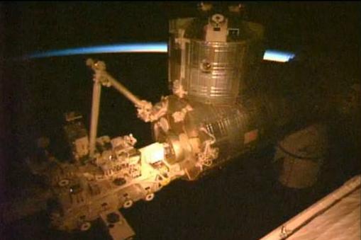 Pinoy satellite Diwata-1 takes to space | GMA News Online