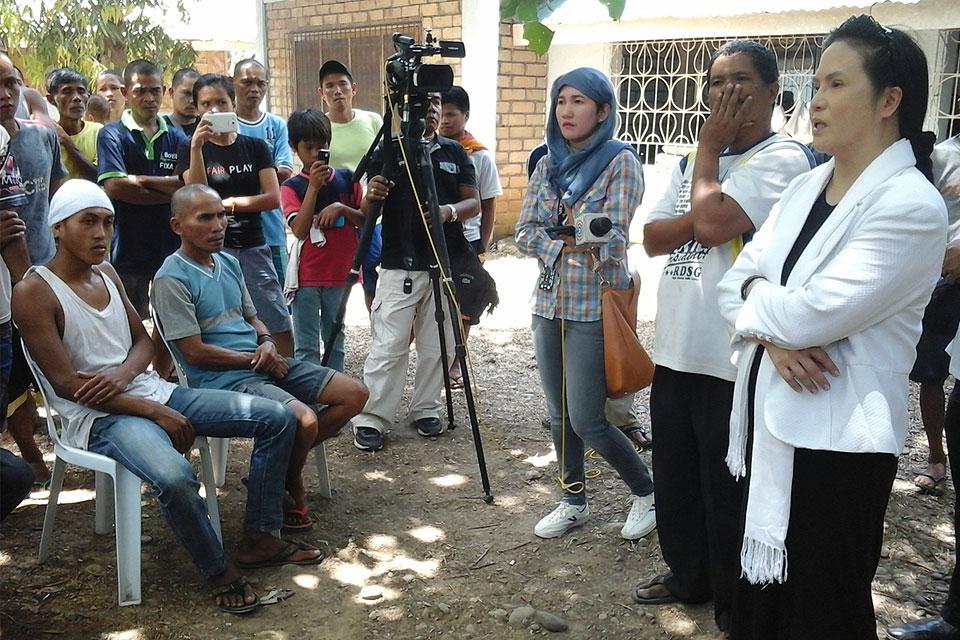 Son frets over health of mom held in Kidapawan farmers’ sanctuary | GMA ...