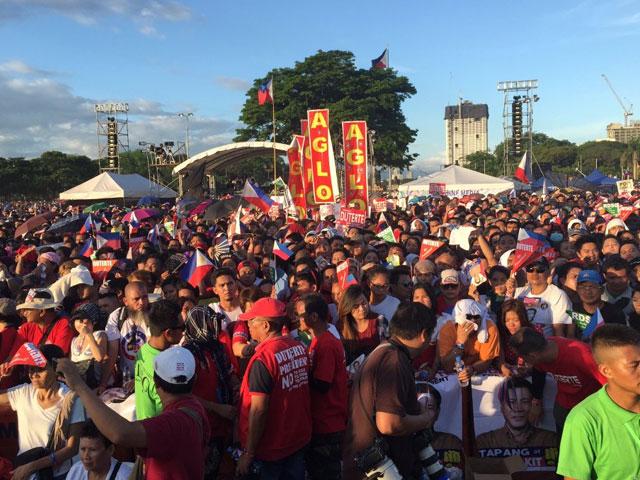 Duterte supporters gather at Rizal Park | Photos | GMA News Online