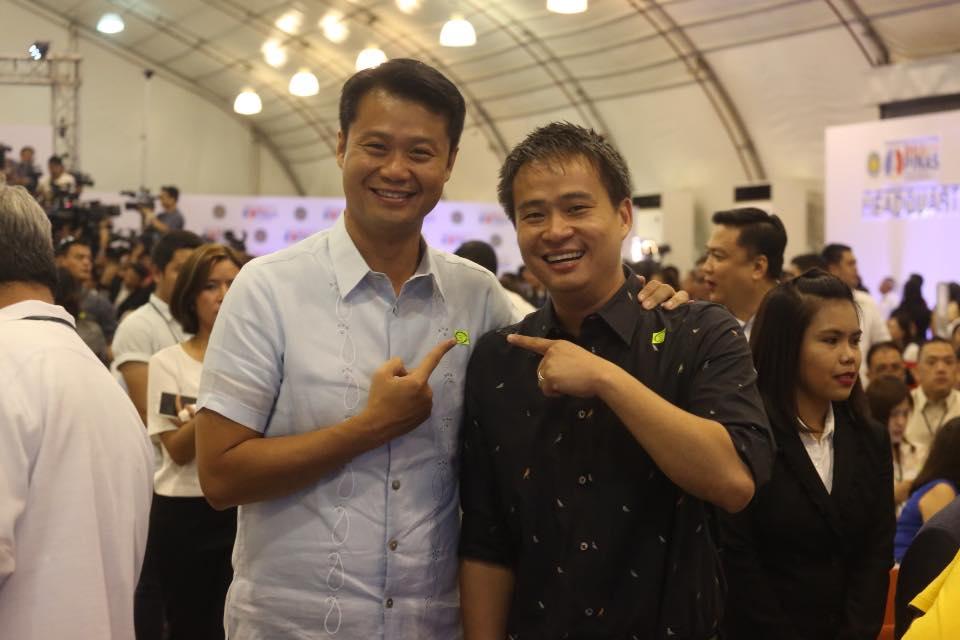 Win Gatchalian posts pic with ‘twin’ Joel Villanueva | GMA News Online