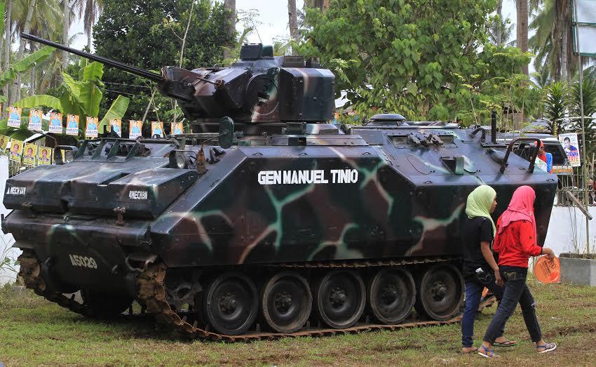 Rebel killed in first AFP-NPA clash after lifting of gov't ceasefire ...