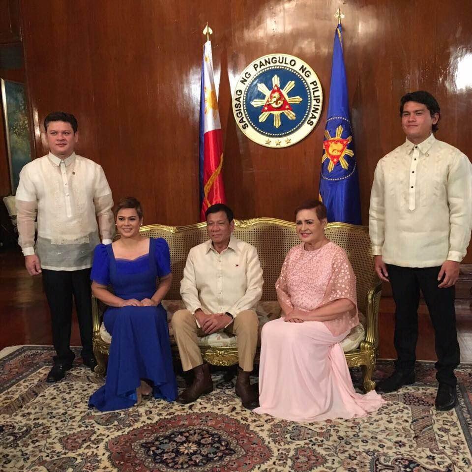 Duterte poses with Zimmerman, kids | Philippine News