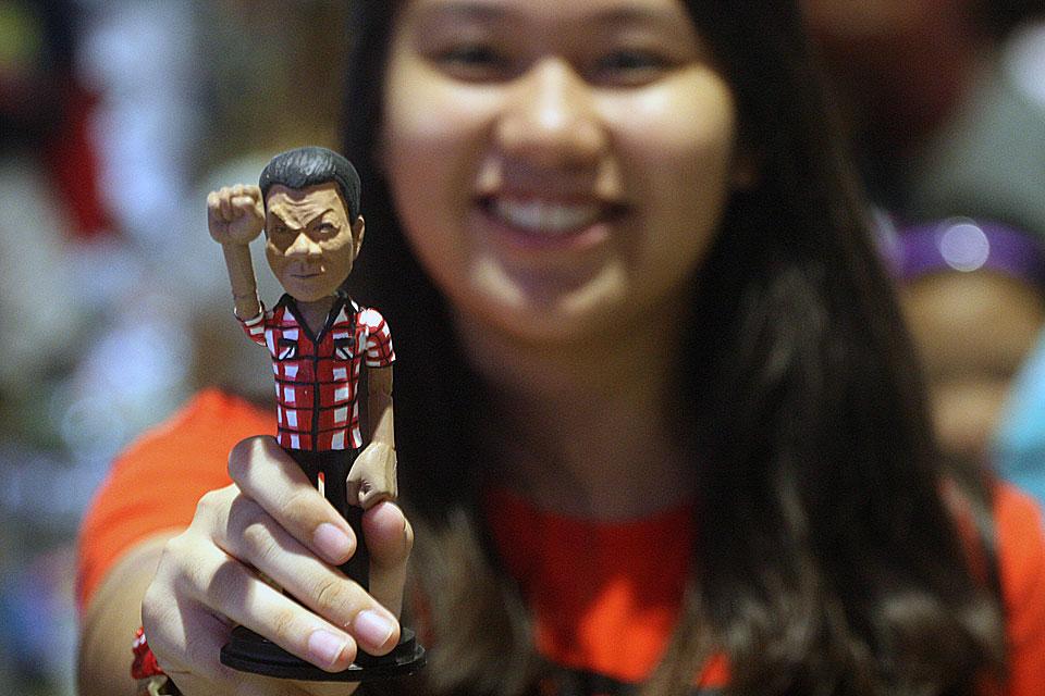 Duterte figurine featured at 2016 toy convention | Photos | GMA News Online