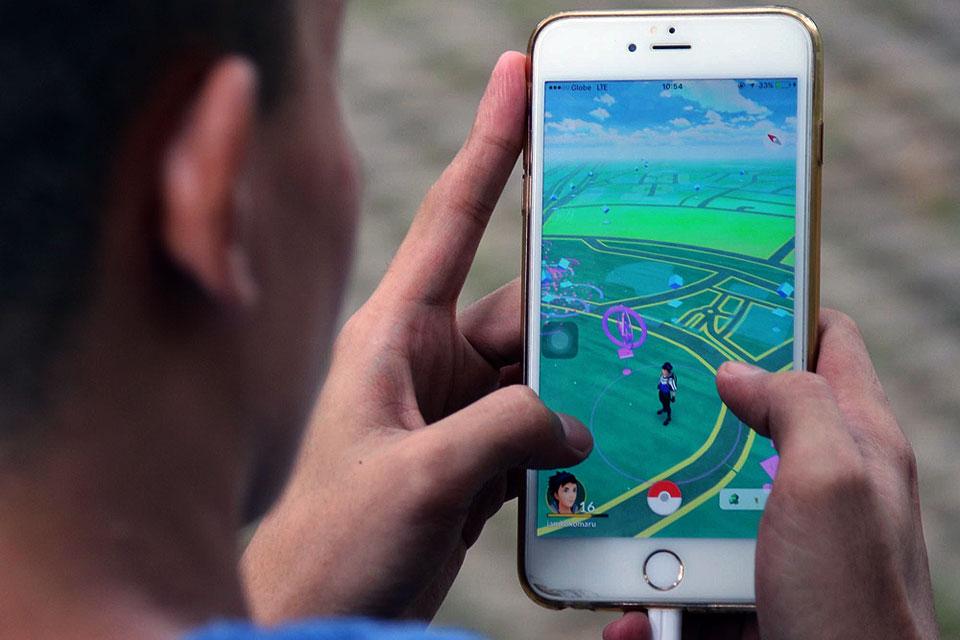 Catch 'em all: Tens of thousands join Taiwan Pokemon Go Safari | GMA ...