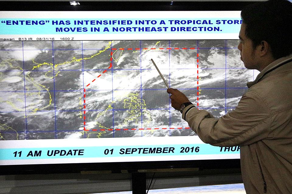 Enteng now a tropical storm | Photos | GMA News Online