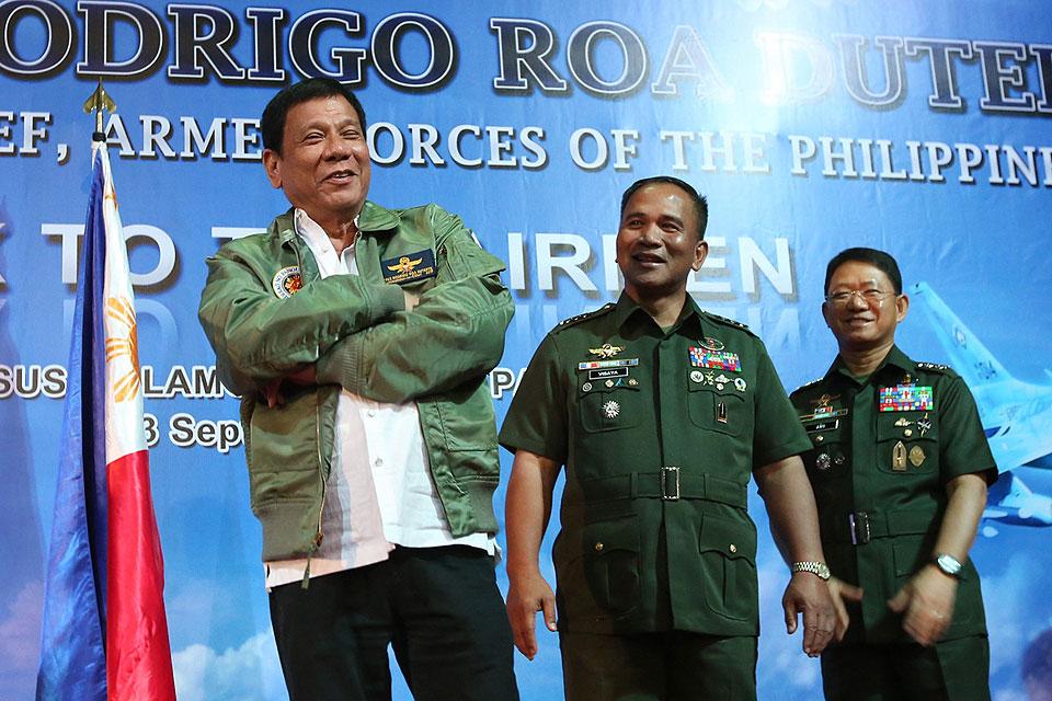 Duterte expects more terror attacks, tells soldiers to prepare | GMA ...