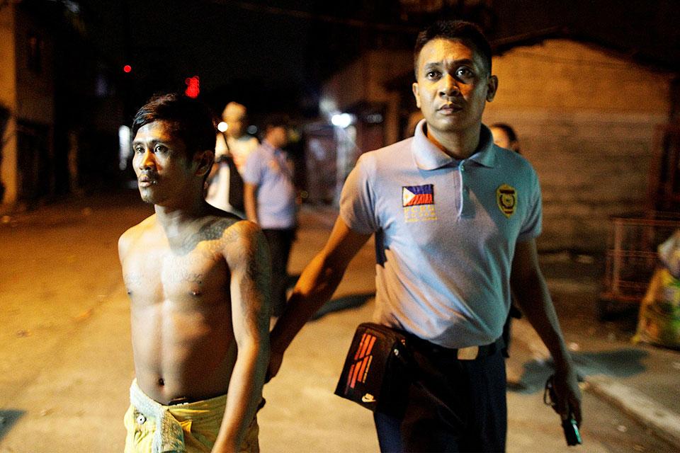 IBP releases 'Tokhang' dos and dont's | GMA News Online