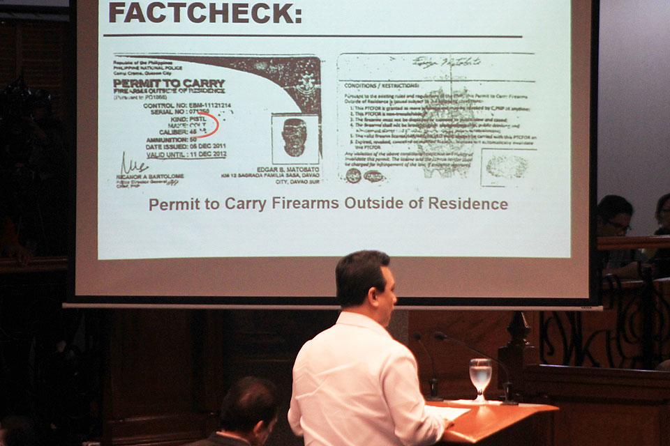 Trillanes delivers privilege speech | Photos | GMA News Online