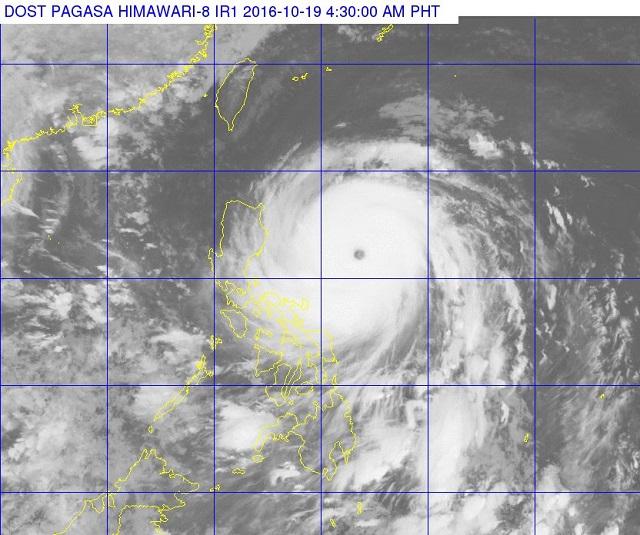 Forced evacuation ordered in Cagayan, Ilocos Norte due to ‘Lawin’ | GMA ...