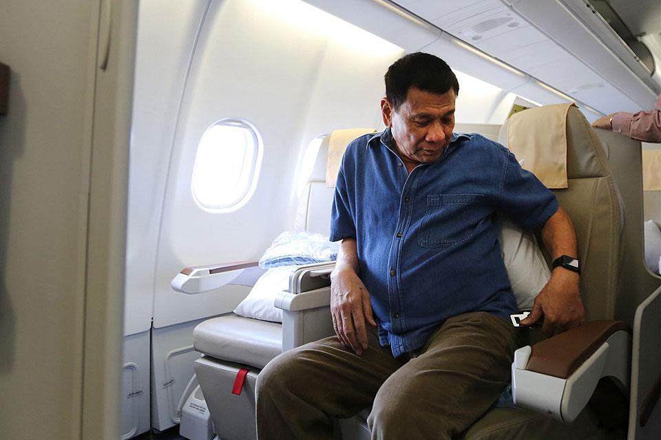 Duterte to take 8-seat private plane on trip to ASEAN in Singapore ...