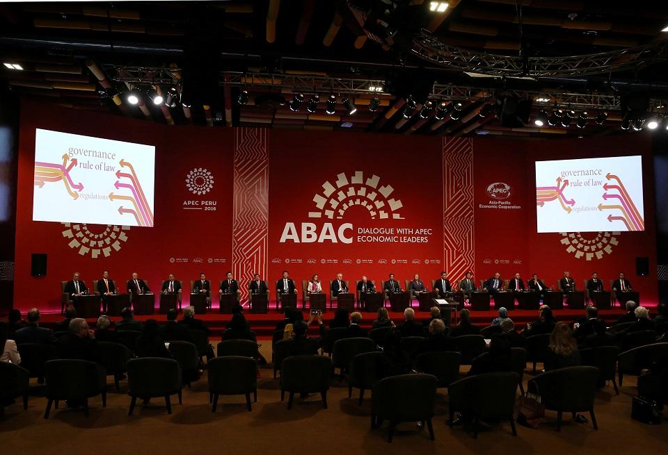 Duterte also skips traditional APEC ‘family photo’ | Philippine News