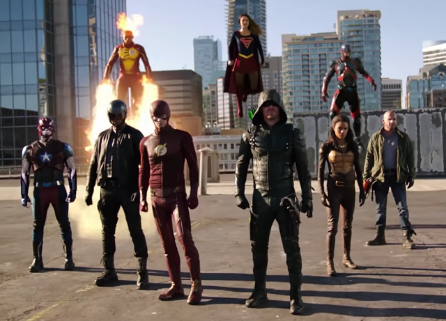 CW superheroes unite to fight UFOs in ‘Heroes v Aliens’ crossover | GMA ...