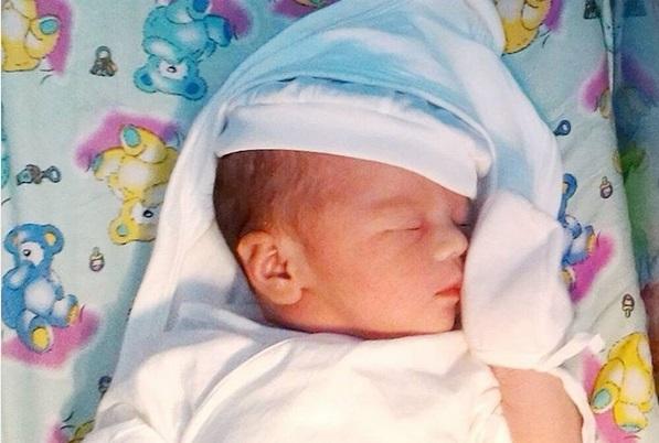 'Wassup world': Chito and Neri welcome baby boy | GMA News Online